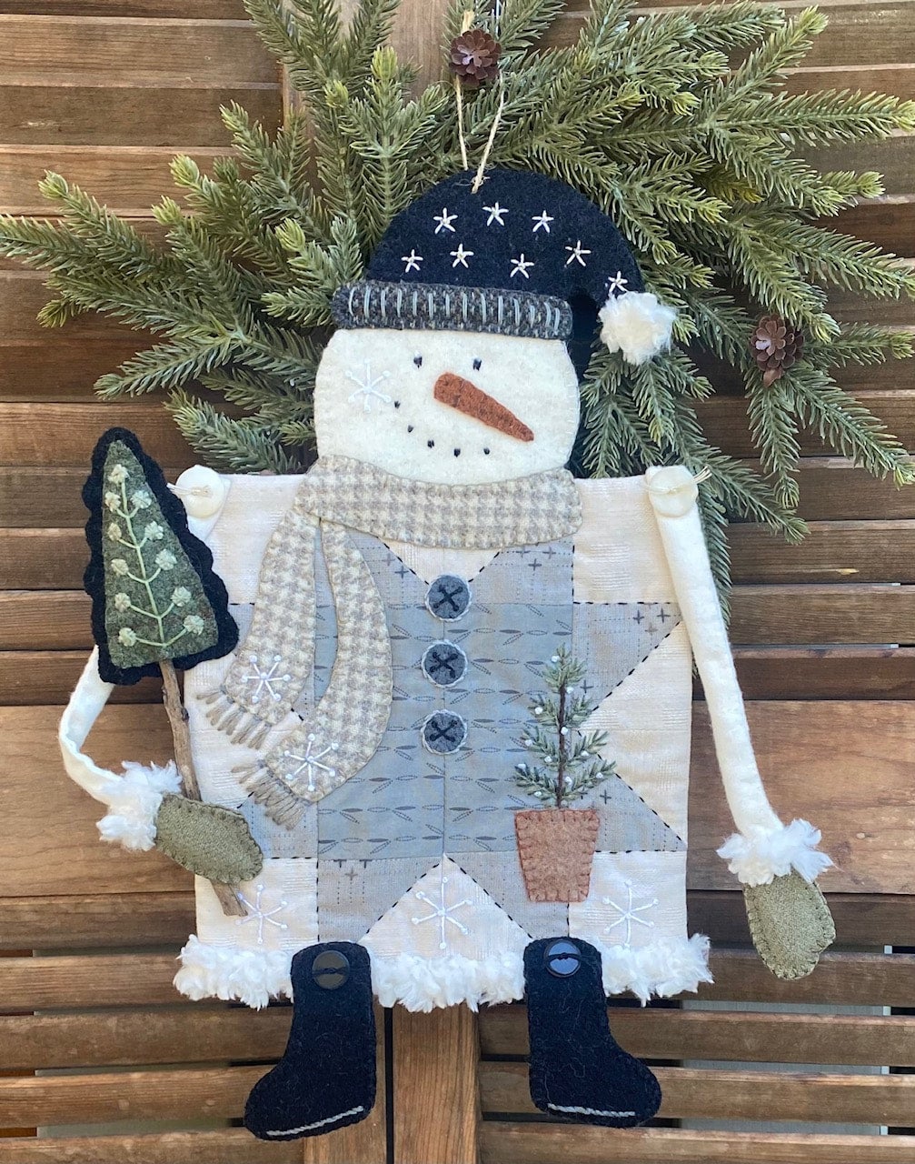 #438 Quilt Block Snowman | Heart to Hand